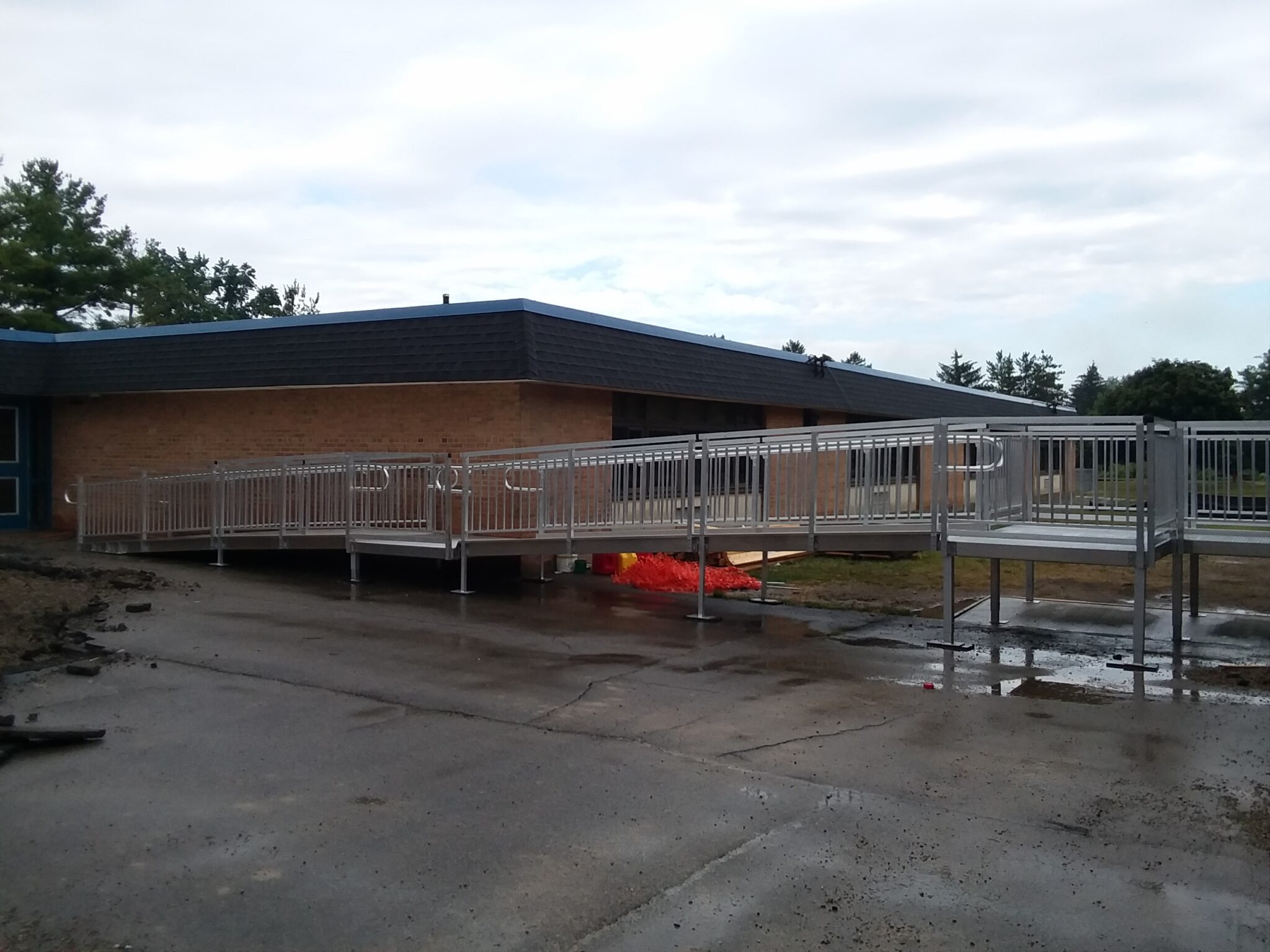 Thurston Elementary School Ramp - Upside Innovations Installation